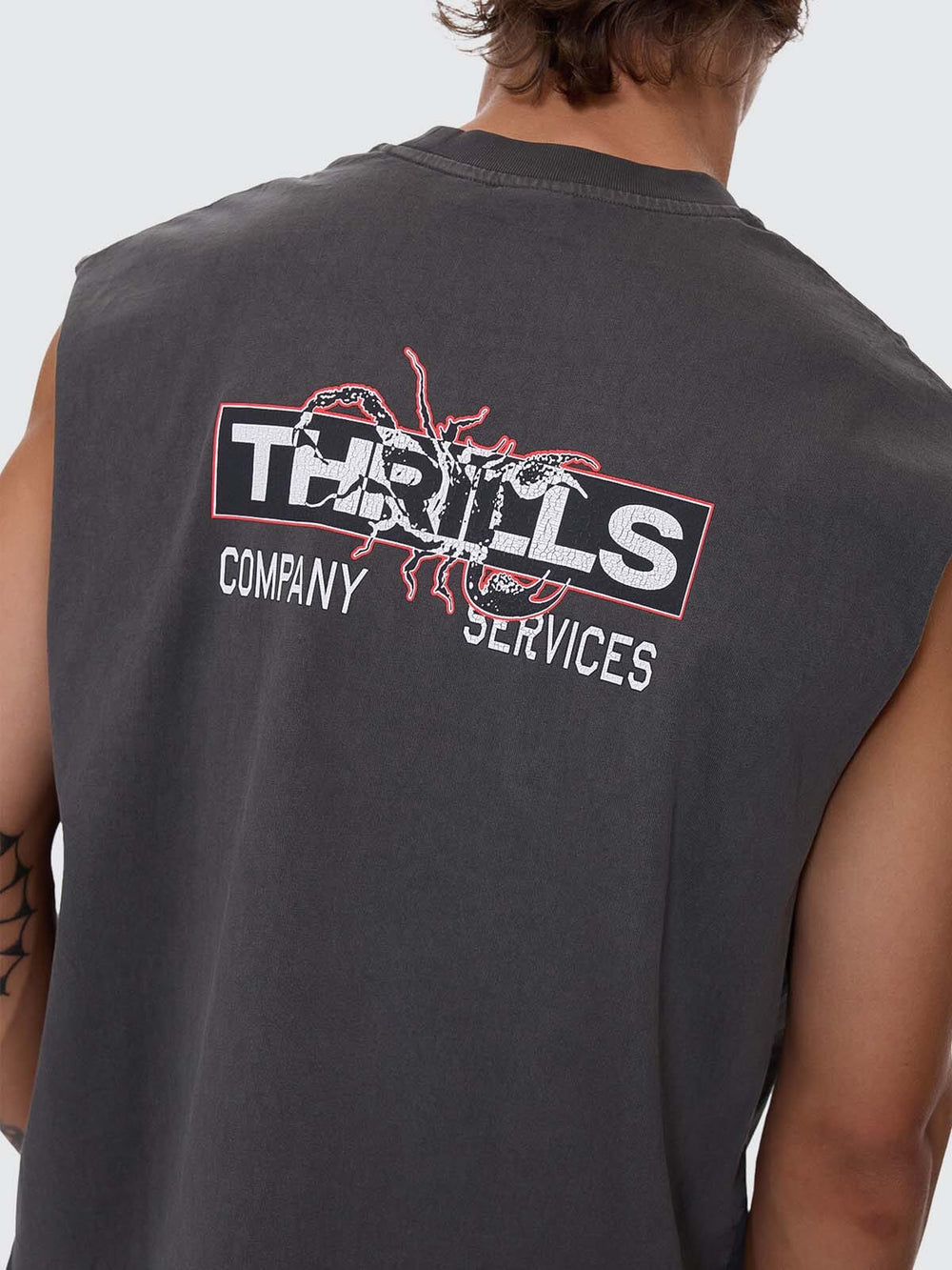 Stinger Box Fit Oversize Cropped Muscle Tee - Merch Black | Thrills Co.